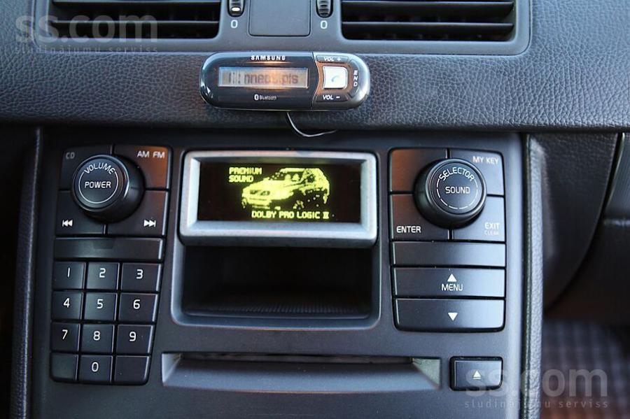 Pelēks Volvo XC90 2006 Tukums, ar dzinēja tilpumu 2.40 L un nobraukumu 342 tūkst. km par 4490 €, foto 21 vietnē AUTOMOTO.COM.LV