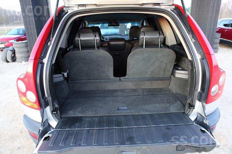 Pelēks Volvo XC90 2006 Tukums, ar dzinēja tilpumu 2.40 L un nobraukumu 342 tūkst. km par 4490 €, foto 25 vietnē AUTOMOTO.COM.LV