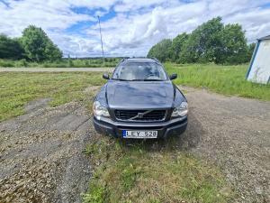 Grey Volvo XC90 2006 in Vilnius, with an engine capacity of 2.40 L and mileage of 316 thousand km for 6300 €, photo 3 on AUTOMOTO.COM.LV