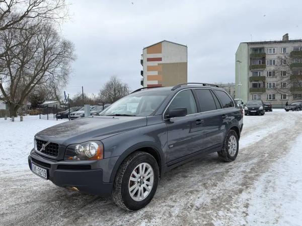 Pelēks Volvo XC90 2006 Ventspils, ar dzinēja tilpumu 2.40 L un nobraukumu 275 tūkst. km par 3990 €, foto 1 vietnē AUTOMOTO.COM.LV