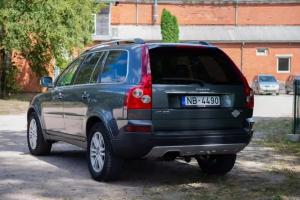 Grey Volvo XC90 2006 in Grobiņa, with an engine capacity of 2.40 L and mileage of 387 thousand km for 5600 €, photo 6 on AUTOMOTO.COM.LV