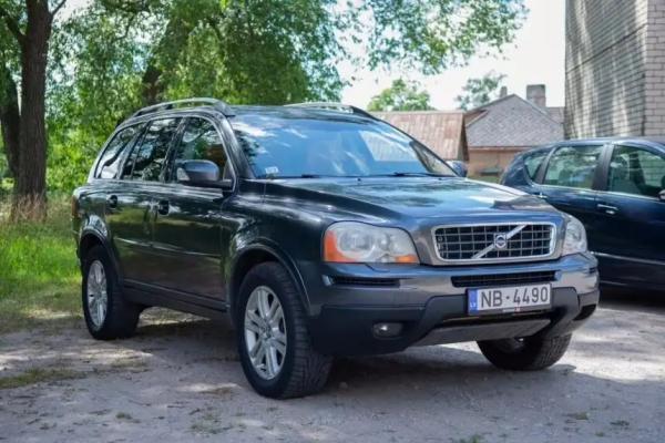 Серый Вольво ХС90 2006 в Гробиня, объемом двигателя 2.40 л и пробегом 387 тыс. км за 5600 €, фото 7 на AUTOMOTO.COM.LV