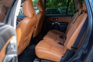 Grey Volvo XC90 2006 in Grobiņa, with an engine capacity of 2.40 L and mileage of 387 thousand km for 5600 €, photo 14 on AUTOMOTO.COM.LV