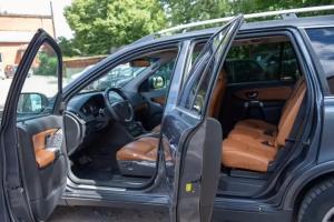 Grey Volvo XC90 2006 in Grobiņa, with an engine capacity of 2.40 L and mileage of 387 thousand km for 5600 €, photo 20 on AUTOMOTO.COM.LV