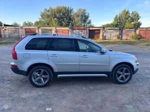 Grey Volvo XC90 2006 in Utena, with an engine capacity of 2.40 L and mileage of 310 thousand km for 4200 €, photo 7 on AUTOMOTO.COM.LV