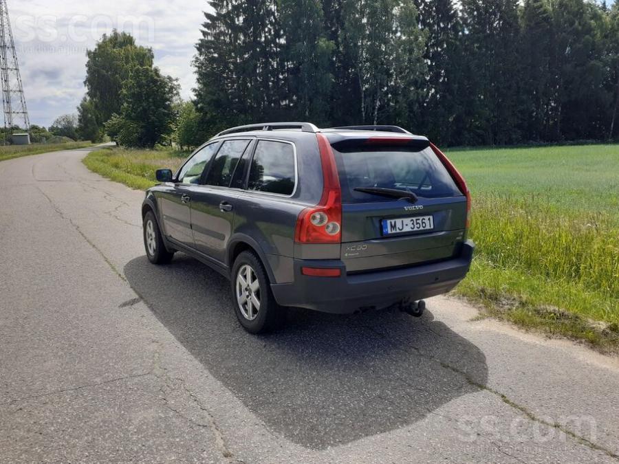 Pelēks Volvo XC90 2006 Rīga, ar dzinēja tilpumu 2.40 L un nobraukumu 295 tūkst. km par 3600 €, foto 5 vietnē AUTOMOTO.COM.LV