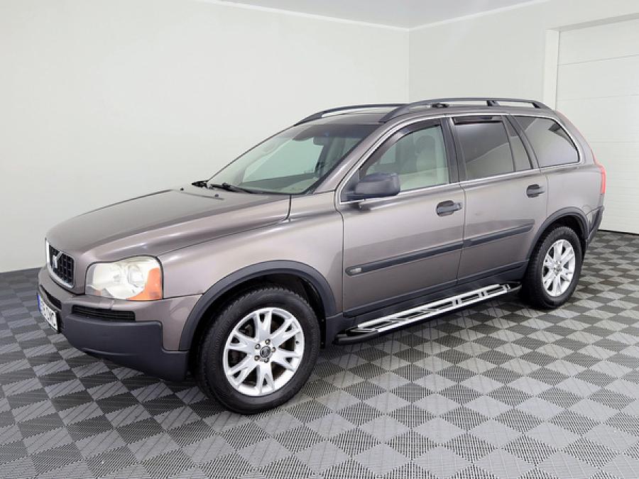 Pelēks Volvo XC90 2006 Tallina, ar dzinēja tilpumu 2.40 L un nobraukumu 366 tūkst. km par 2999 €, foto 3 vietnē AUTOMOTO.COM.LV