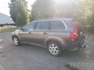 Pelēks Volvo XC90 2006 Madona, ar dzinēja tilpumu 2.40 L un nobraukumu 355 tūkst. km par 3950 €, foto 4 vietnē AUTOMOTO.COM.LV