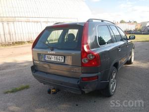 Pelēks Volvo XC90 2006 Madona, ar dzinēja tilpumu 2.40 L un nobraukumu 355 tūkst. km par 3950 €, foto 6 vietnē AUTOMOTO.COM.LV