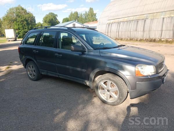 Pelēks Volvo XC90 2006 Madona, ar dzinēja tilpumu 2.40 L un nobraukumu 355 tūkst. km par 3950 €, foto 6 vietnē AUTOMOTO.COM.LV