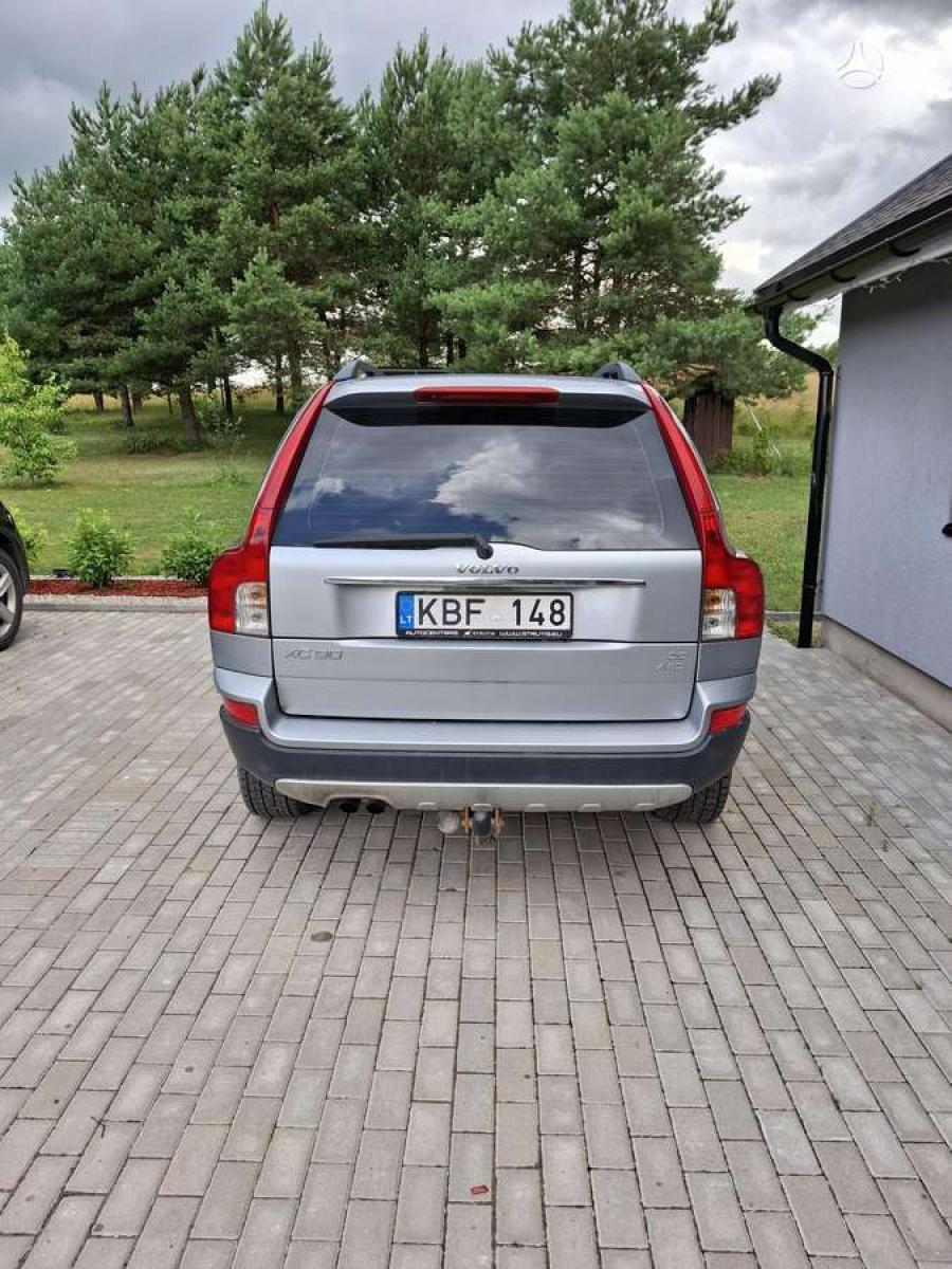 Pelēks Volvo XC90 2006 Utena, ar dzinēja tilpumu 2.40 L un nobraukumu 350 tūkst. km par 4400 €, foto 5 vietnē AUTOMOTO.COM.LV