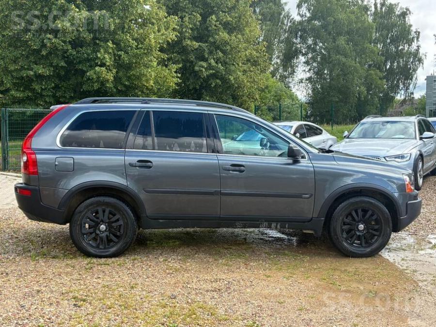 Pelēks Volvo XC90 2006 Kuldīga, ar dzinēja tilpumu 2.40 L un nobraukumu 453 tūkst. km par 3990 €, foto 7 vietnē AUTOMOTO.COM.LV