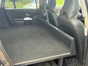 Pelēks Volvo XC90 2006 Kuldīga, ar dzinēja tilpumu 2.40 L un nobraukumu 453 tūkst. km par 3990 €, foto 14 vietnē AUTOMOTO.COM.LV