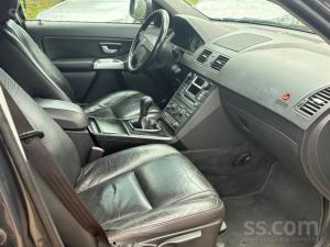 Pelēks Volvo XC90 2006 Kuldīga, ar dzinēja tilpumu 2.40 L un nobraukumu 453 tūkst. km par 3990 €, foto 15 vietnē AUTOMOTO.COM.LV