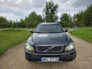 Grey Volvo XC90 2006 in Riga, with an engine capacity of 2.40 L and mileage of 378 thousand km for 4100 €, photo 4 on AUTOMOTO.COM.LV
