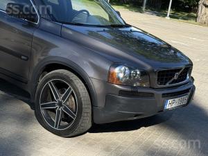 Grey Volvo XC90 2006 in Jurmala, with an engine capacity of 2.40 L and mileage of 0 thousand km for 3550 €, photo 13 on AUTOMOTO.COM.LV