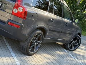 Grey Volvo XC90 2006 in Jurmala, with an engine capacity of 2.40 L and mileage of 0 thousand km for 3550 €, photo 17 on AUTOMOTO.COM.LV