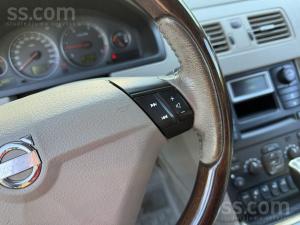 Grey Volvo XC90 2006 in Jurmala, with an engine capacity of 2.40 L and mileage of 0 thousand km for 3550 €, photo 28 on AUTOMOTO.COM.LV