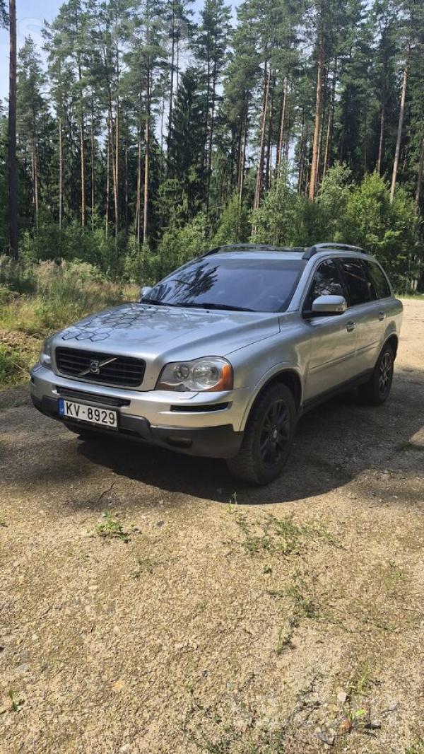 Pelēks Volvo XC90 2006 Rīga, ar dzinēja tilpumu 2.40 L un nobraukumu 384 tūkst. km par 3500 €, foto 2 vietnē AUTOMOTO.COM.LV