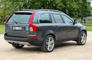 Grey Volvo XC90 2006 in Jekabpils, with an engine capacity of 2.40 L and mileage of 450 thousand km for 5500 €, photo 6 on AUTOMOTO.COM.LV
