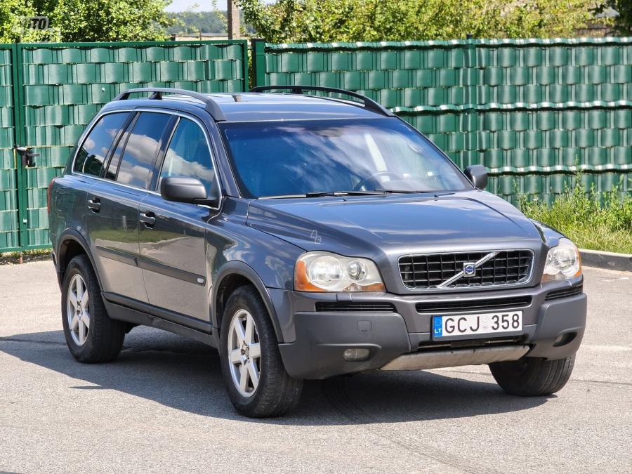 Pelēks Volvo XC90 2006 Viļņa, ar dzinēja tilpumu 2.40 L un nobraukumu 327 tūkst. km par 3350 €, foto 1 vietnē AUTOMOTO.COM.LV