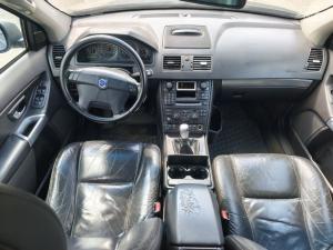 Pelēks Volvo XC90 2006 Viļņa, ar dzinēja tilpumu 2.40 L un nobraukumu 327 tūkst. km par 3350 €, foto 9 vietnē AUTOMOTO.COM.LV