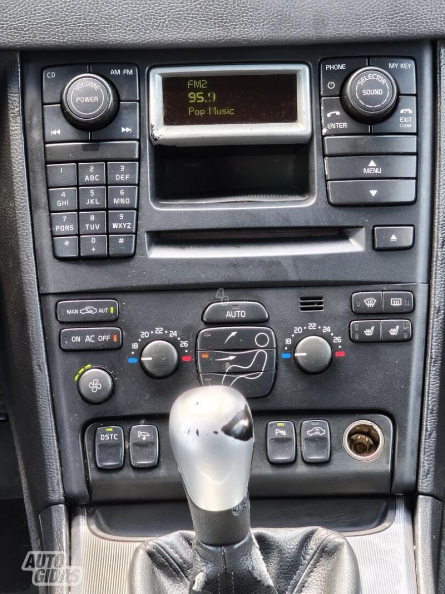 Pelēks Volvo XC90 2006 Viļņa, ar dzinēja tilpumu 2.40 L un nobraukumu 327 tūkst. km par 3350 €, foto 11 vietnē AUTOMOTO.COM.LV