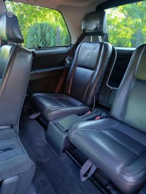 Grey Volvo XC90 2006 in Vilnius, with an engine capacity of 2.40 L and mileage of 339 thousand km for 4700 €, photo 18 on AUTOMOTO.COM.LV