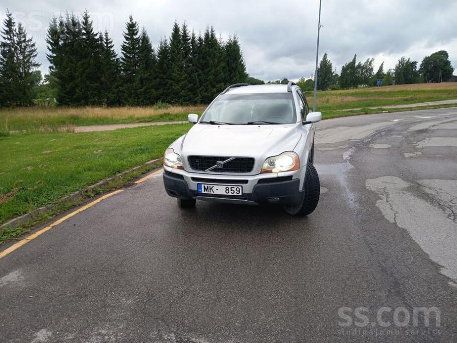 Pelēks Volvo XC90 2006 Tukums, ar dzinēja tilpumu 2.40 L un nobraukumu 388 tūkst. km par 5850 €, foto 3 vietnē AUTOMOTO.COM.LV