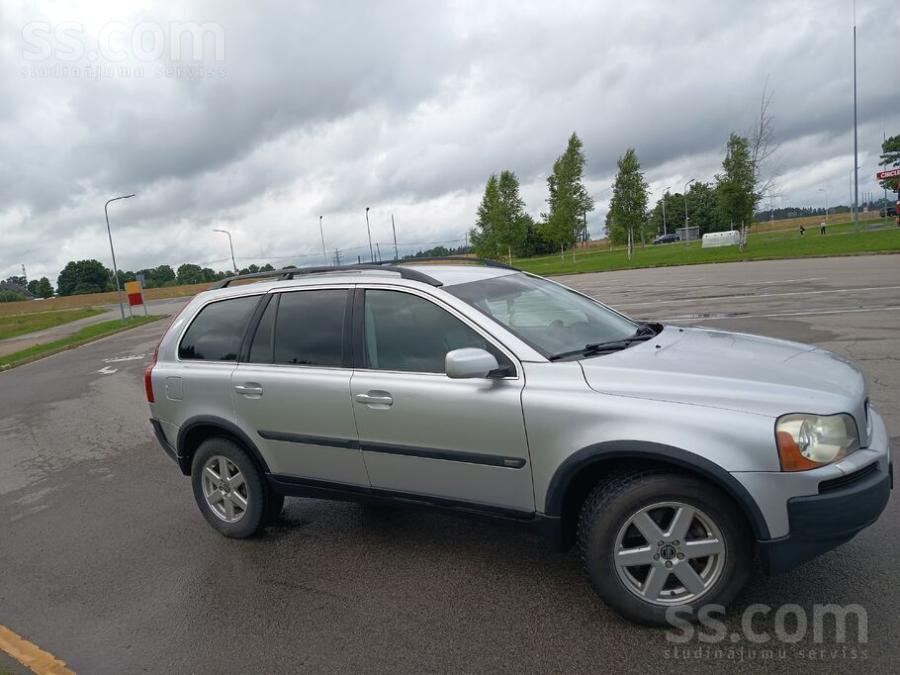Pelēks Volvo XC90 2006 Tukums, ar dzinēja tilpumu 2.40 L un nobraukumu 388 tūkst. km par 5850 €, foto 4 vietnē AUTOMOTO.COM.LV