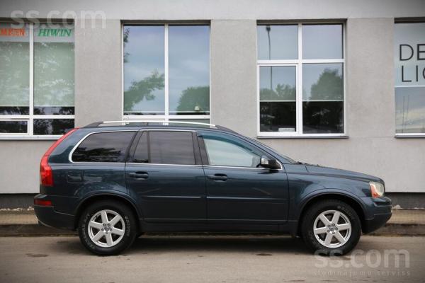 Pelēks Volvo XC90 2006 Rīga, ar dzinēja tilpumu 2.40 L un nobraukumu 412 tūkst. km par 4495 €, foto 3 vietnē AUTOMOTO.COM.LV