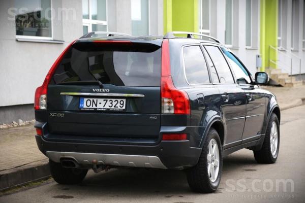 Pelēks Volvo XC90 2006 Rīga, ar dzinēja tilpumu 2.40 L un nobraukumu 412 tūkst. km par 4495 €, foto 5 vietnē AUTOMOTO.COM.LV