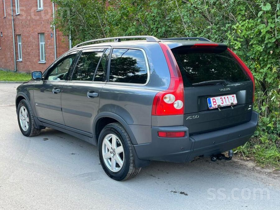 Pelēks Volvo XC90 2006 Rīga, ar dzinēja tilpumu 2.40 L un nobraukumu 0 tūkst. km par 3290 €, foto 4 vietnē AUTOMOTO.COM.LV