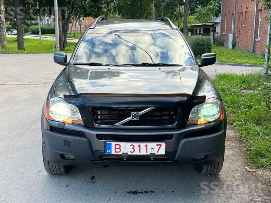 Pelēks Volvo XC90 2006 Rīga, ar dzinēja tilpumu 2.40 L un nobraukumu 0 tūkst. km par 3290 €, foto 9 vietnē AUTOMOTO.COM.LV