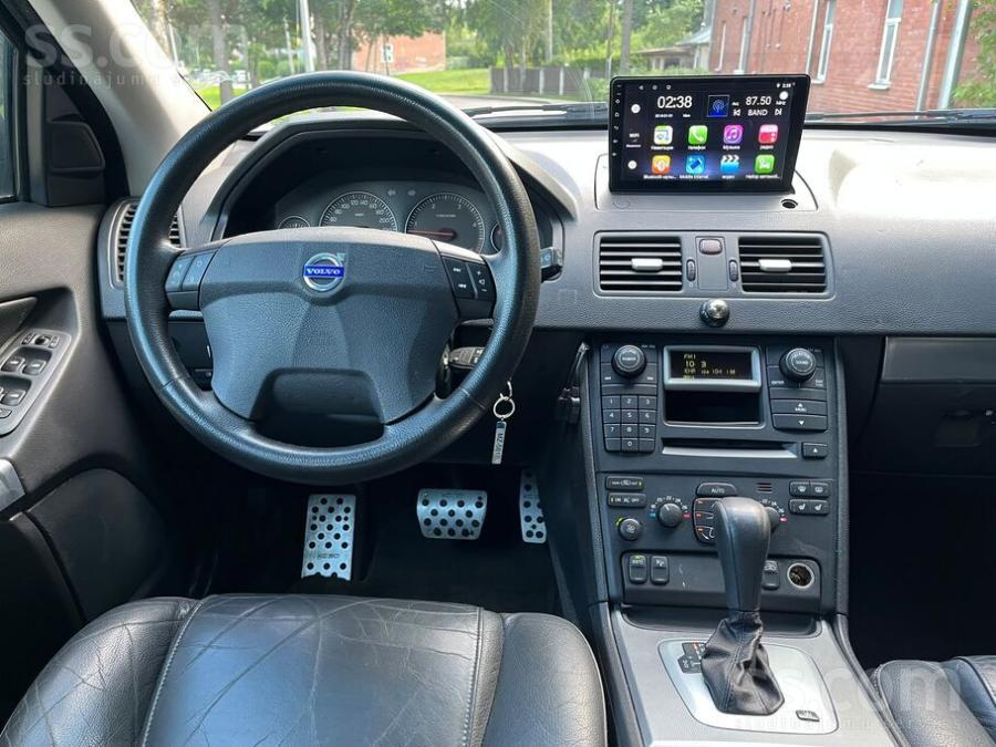 Pelēks Volvo XC90 2006 Rīga, ar dzinēja tilpumu 2.40 L un nobraukumu 0 tūkst. km par 3290 €, foto 13 vietnē AUTOMOTO.COM.LV