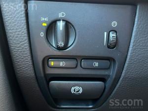 Pelēks Volvo XC90 2006 Rīga, ar dzinēja tilpumu 2.40 L un nobraukumu 0 tūkst. km par 3290 €, foto 17 vietnē AUTOMOTO.COM.LV