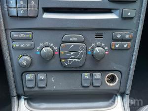 Pelēks Volvo XC90 2006 Rīga, ar dzinēja tilpumu 2.40 L un nobraukumu 0 tūkst. km par 3290 €, foto 21 vietnē AUTOMOTO.COM.LV