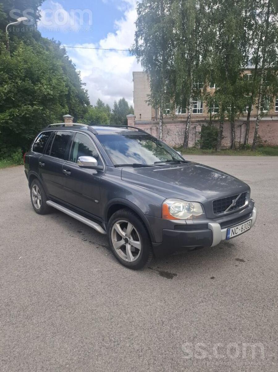 Grey Volvo XC90 2006 in Riga, with an engine capacity of 2.40 L and mileage of 362 thousand km for 4800 €, photo 4 on AUTOMOTO.COM.LV