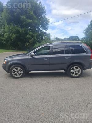Grey Volvo XC90 2006 in Riga, with an engine capacity of 2.40 L and mileage of 362 thousand km for 4800 €, photo 5 on AUTOMOTO.COM.LV