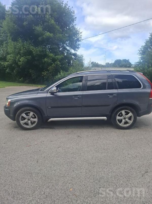 Pelēks Volvo XC90 2006 Rīga, ar dzinēja tilpumu 2.40 L un nobraukumu 362 tūkst. km par 4800 €, foto 4 vietnē AUTOMOTO.COM.LV