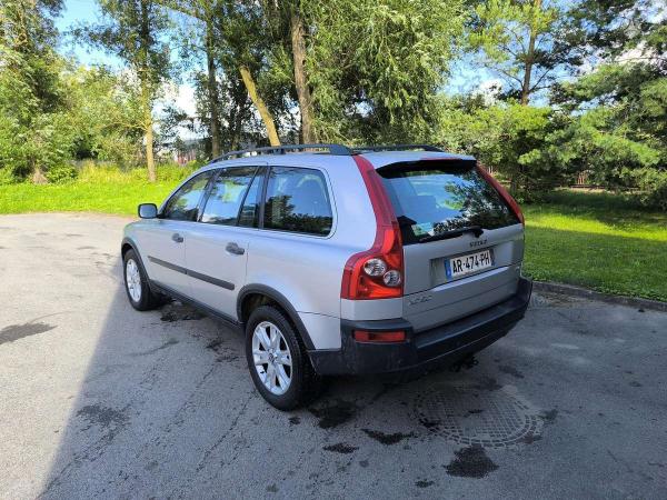 Grey Volvo XC90 2006 in Marijampole, with an engine capacity of 2.40 L and mileage of 253 thousand km for 3700 €, photo 3 on AUTOMOTO.COM.LV
