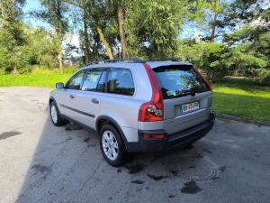 Pelēks Volvo XC90 2006 Marijampole, ar dzinēja tilpumu 2.40 L un nobraukumu 253 tūkst. km par 3700 €, foto 4 vietnē AUTOMOTO.COM.LV