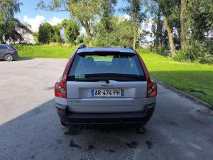 Pelēks Volvo XC90 2006 Marijampole, ar dzinēja tilpumu 2.40 L un nobraukumu 253 tūkst. km par 3700 €, foto 5 vietnē AUTOMOTO.COM.LV