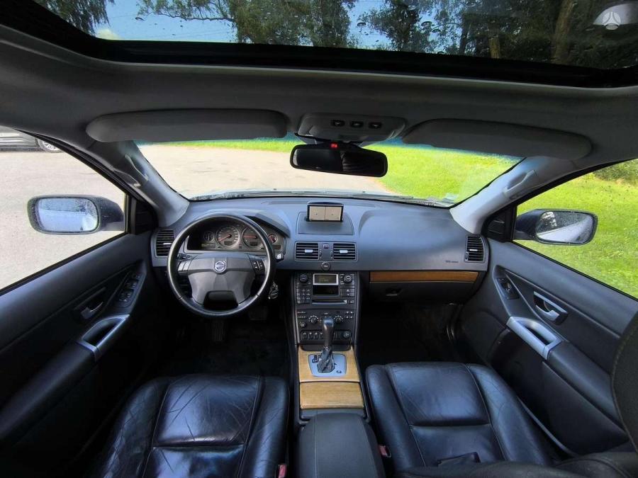 Pelēks Volvo XC90 2006 Marijampole, ar dzinēja tilpumu 2.40 L un nobraukumu 253 tūkst. km par 3700 €, foto 11 vietnē AUTOMOTO.COM.LV