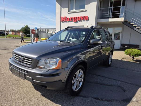 Grey Volvo XC90 2006 in Marijampole, with an engine capacity of 2.40 L and mileage of 245 thousand km for 5699 €, photo 1 on AUTOMOTO.COM.LV
