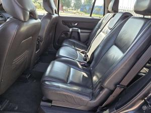 Grey Volvo XC90 2006 in Marijampole, with an engine capacity of 2.40 L and mileage of 245 thousand km for 5699 €, photo 13 on AUTOMOTO.COM.LV