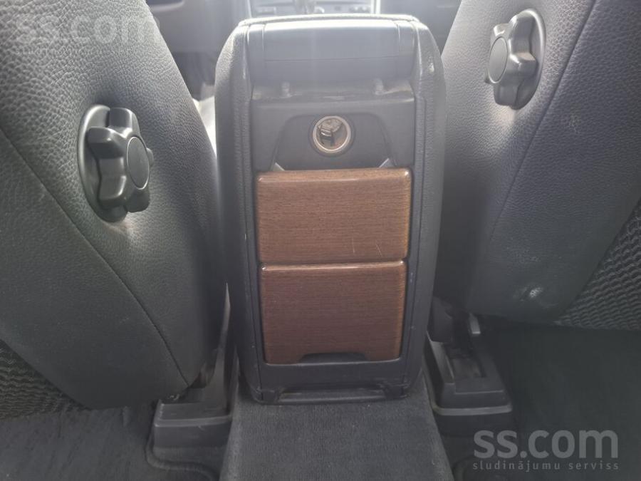 Grey Volvo XC90 2006 in Talsi, with an engine capacity of 2.40 L and mileage of 390 thousand km for 3700 €, photo 15 on AUTOMOTO.COM.LV