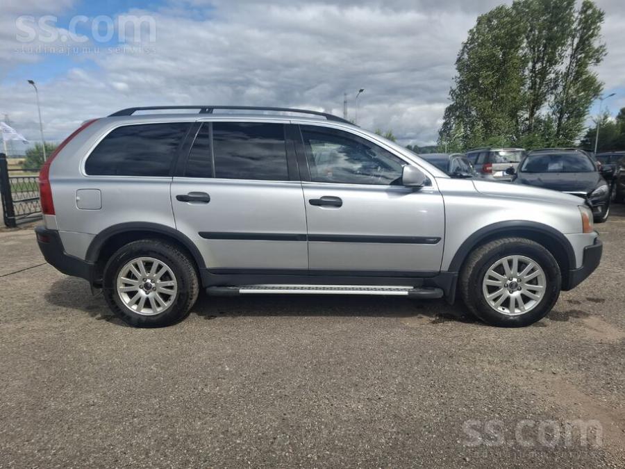Grey Volvo XC90 2006 in Talsi, with an engine capacity of 2.40 L and mileage of 390 thousand km for 3700 €, photo 24 on AUTOMOTO.COM.LV