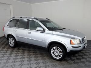 Pelēks Volvo XC90 2006 Tallina, ar dzinēja tilpumu 2.40 L un nobraukumu 389 tūkst. km par 3699 €, foto  vietnē AUTOMOTO.COM.LV