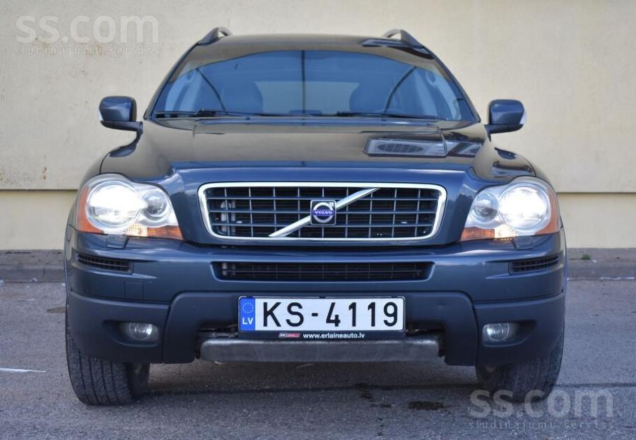 Pelēks Volvo XC90 2006 Talsi, ar dzinēja tilpumu 2.40 L un nobraukumu 378 tūkst. km par 5200 €, foto 4 vietnē AUTOMOTO.COM.LV